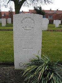 Photograph of the final resting place of Blakeman, Percival Albert ...