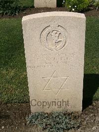 Photograph of the final resting place of Neuwirth, Edgar - The War ...
