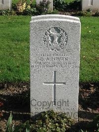 Photograph of the final resting place of Niven, George Alexander - The ...