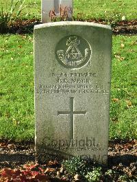 Photograph of the final resting place of Nock, J E - The War Graves ...
