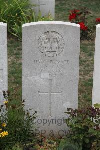 Photograph of the final resting place of Buck, C A - The War Graves ...