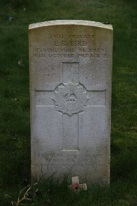Photograph of the final resting place of Bird, Ernest Reuben - The War ...
